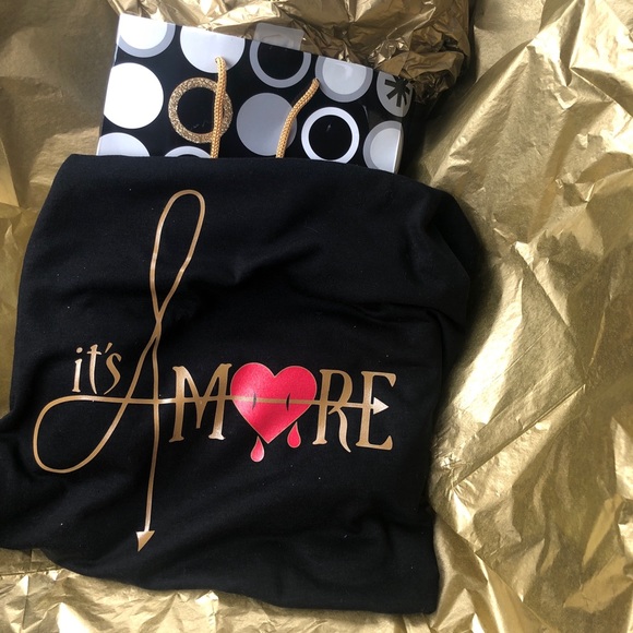 its amore by amari | Tops | Its Amore T Shirt | Poshmark